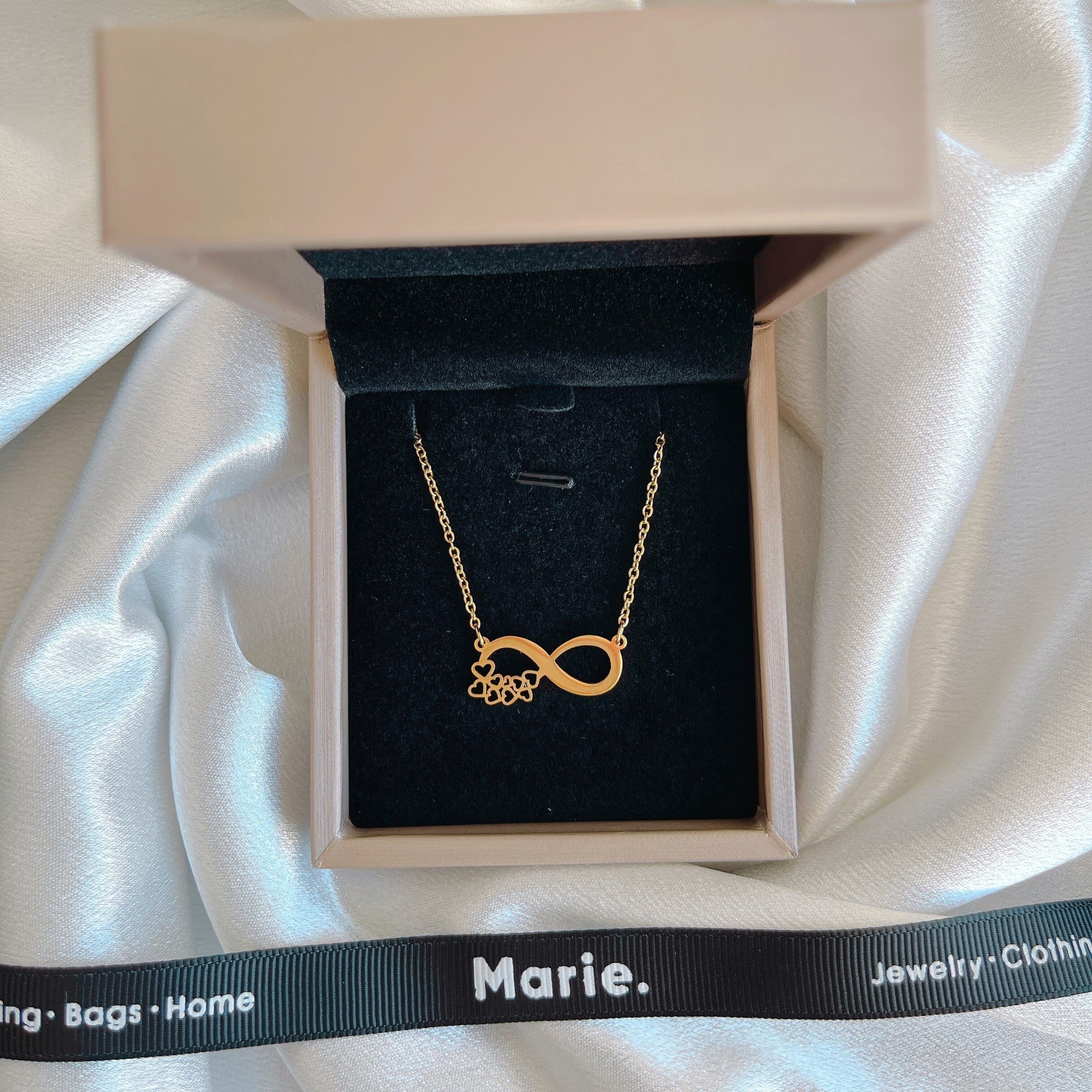 Golden Infinity Hearts Necklace – Marie